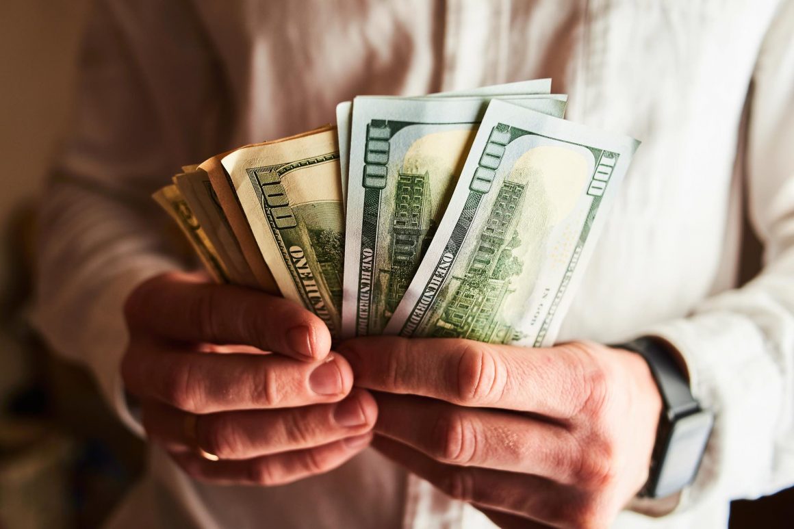 Cómo conseguir un préstamo online de inmediato si necesitas dinero